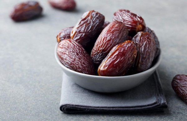learn about different types of dates in one article - kouroshfoods